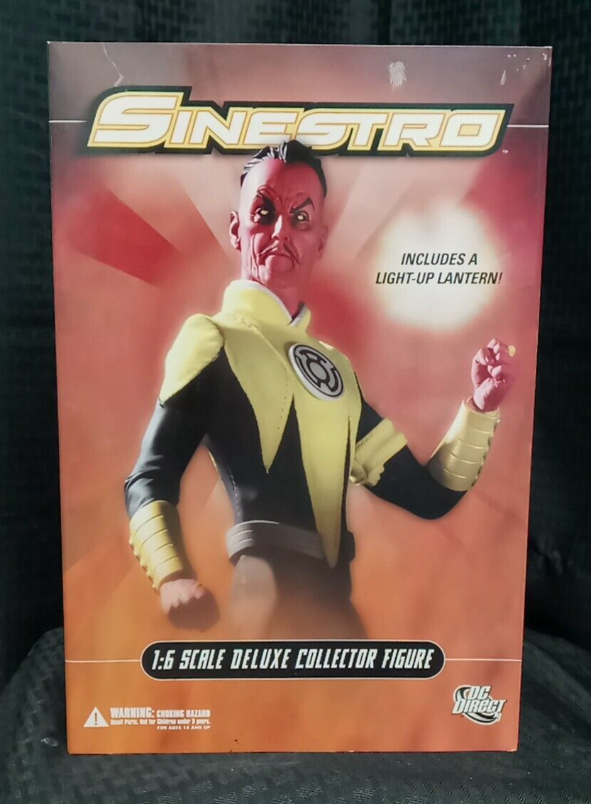 SINESTRO Deluxe DC Direct 13" Action Figure 1:6 Scale: Stand + Light-up ...