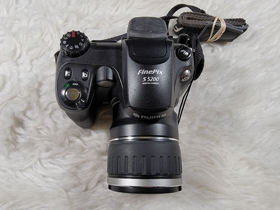 Fujifilm FinePix S Series S5200 5.1MP Digital Camera - Black ...