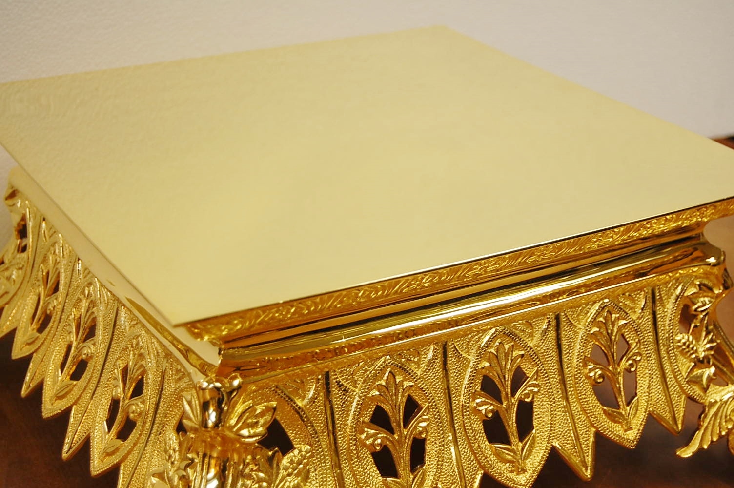 LARGE SIZE GOLD PLATED TABOR FOR YOUR MONSTRANCE - 157 - (CHURCH) | eBay