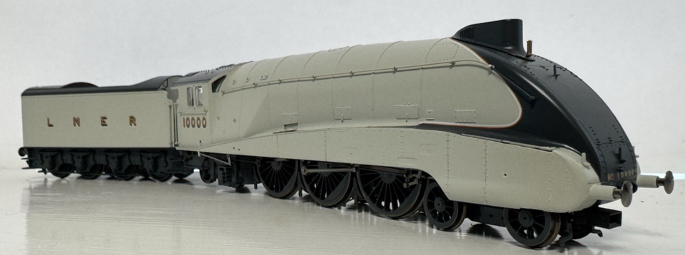 Hornby R3978 Rebuilt Class W1 Hush-Hush 4-6-4 10000 in LNER Grey- NEW ...