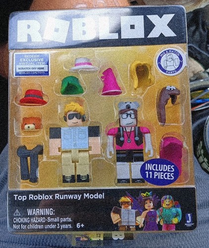Jazwares Roblox - Top Roblox Runway Model - 11 Piece Set Sealed ...