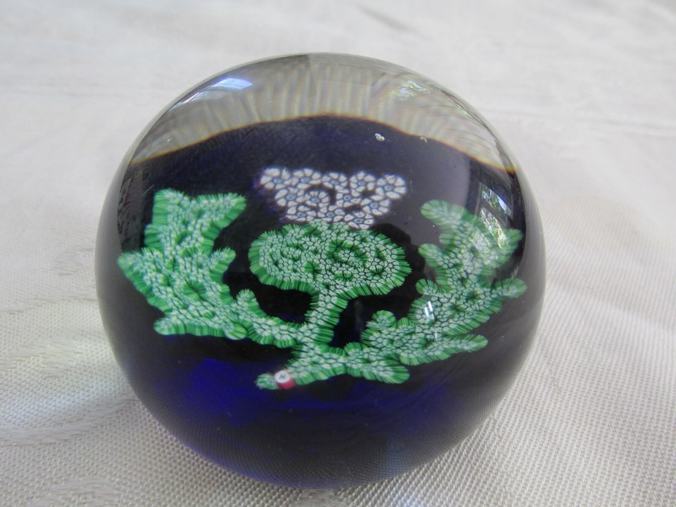 Rare Vintage Paul Ysart Glass Paperweight Scottish Thistle Embedded H ...