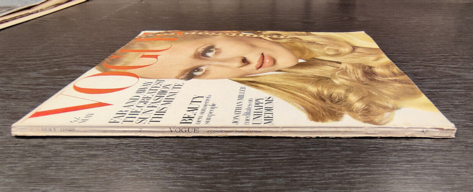 VOGUE Magazine: May 1968 - Faye Dunaway | eBay