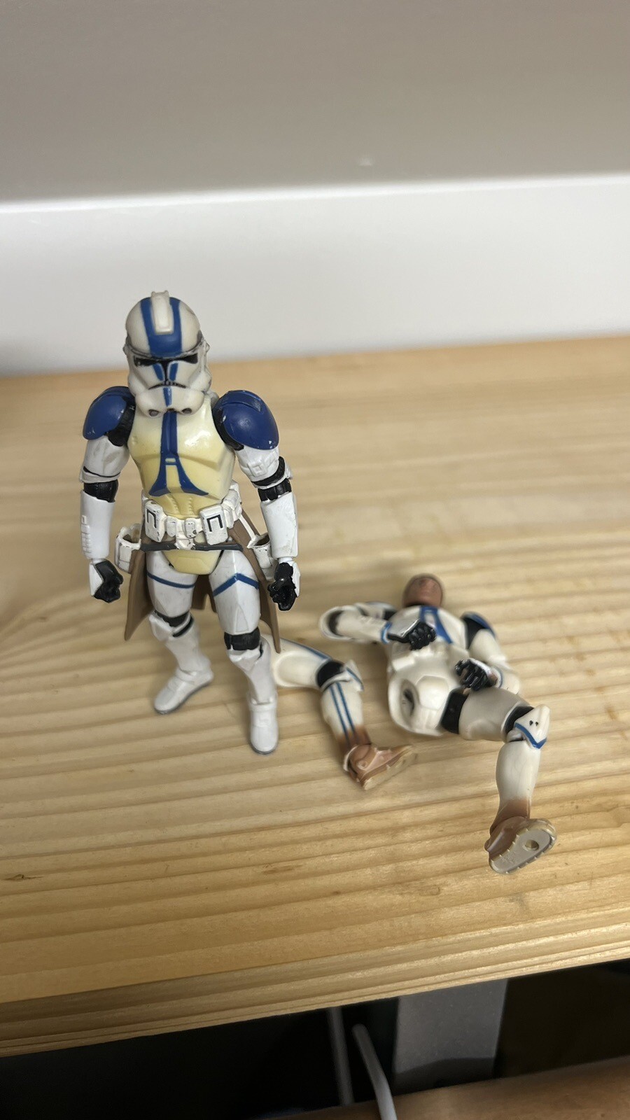 Star Wars Order 66 501st Commander & 501st Clone Trooper Figure Lot | eBay