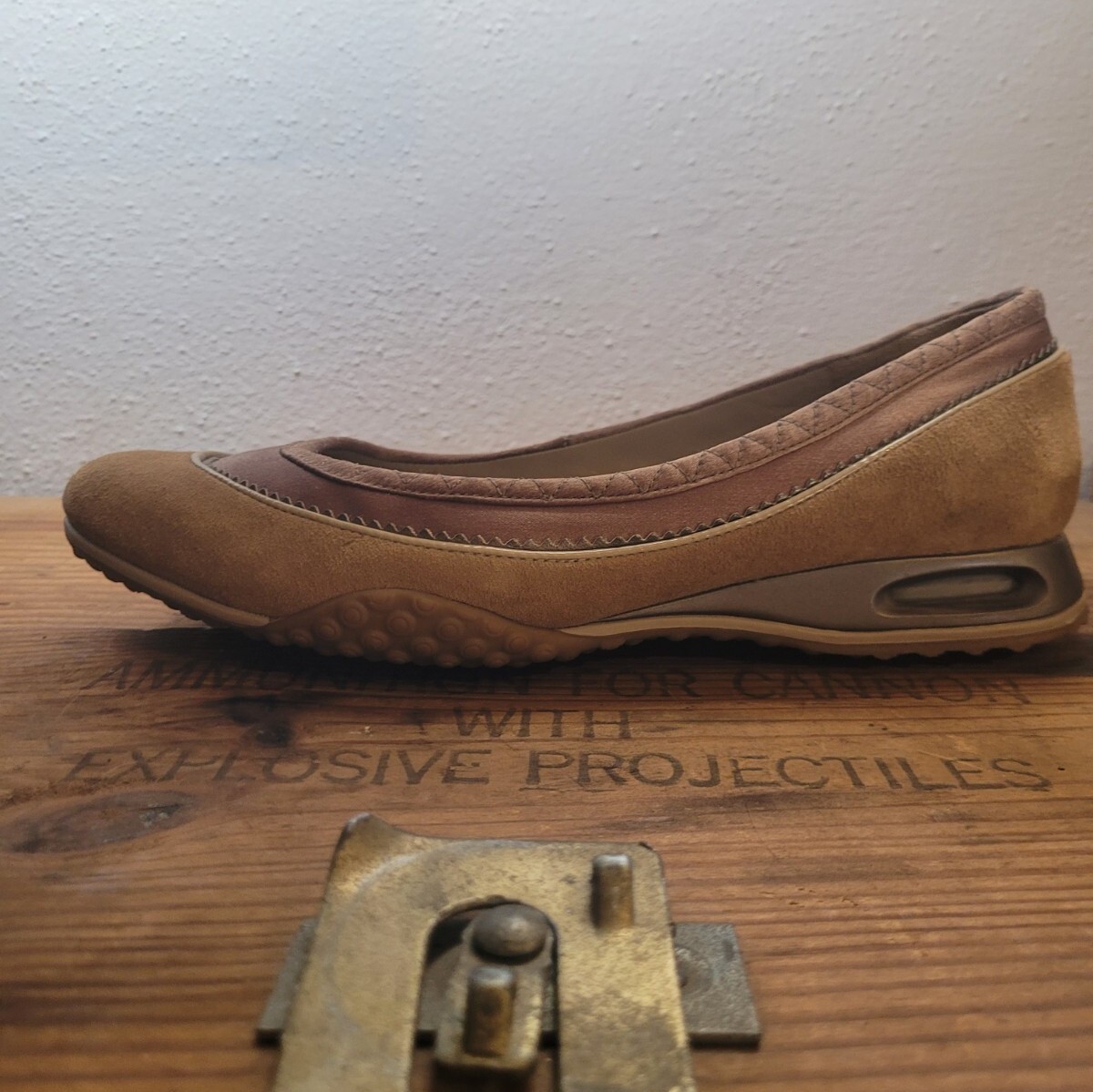 Cole Haan Women NikeAir G Series E7 Slip On Tan Flat Shoes D22404 Size ...