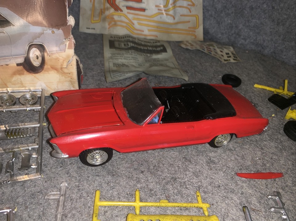 Vintage AMT 1965 Buick Riviera 1/25 Scale Model Kit #6509 | eBay