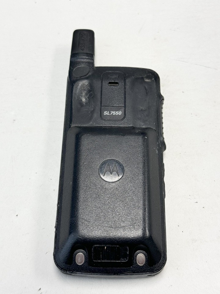 Working* MOTOROLA SL7550 MotoTRBO UHF R1 403-470Mhz AAH81QCN9NA2AN | eBay