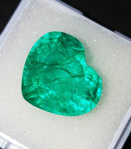 Natural Emerald Heart Shape 10.15 Ct Certified Loose Gemstone With Free ...