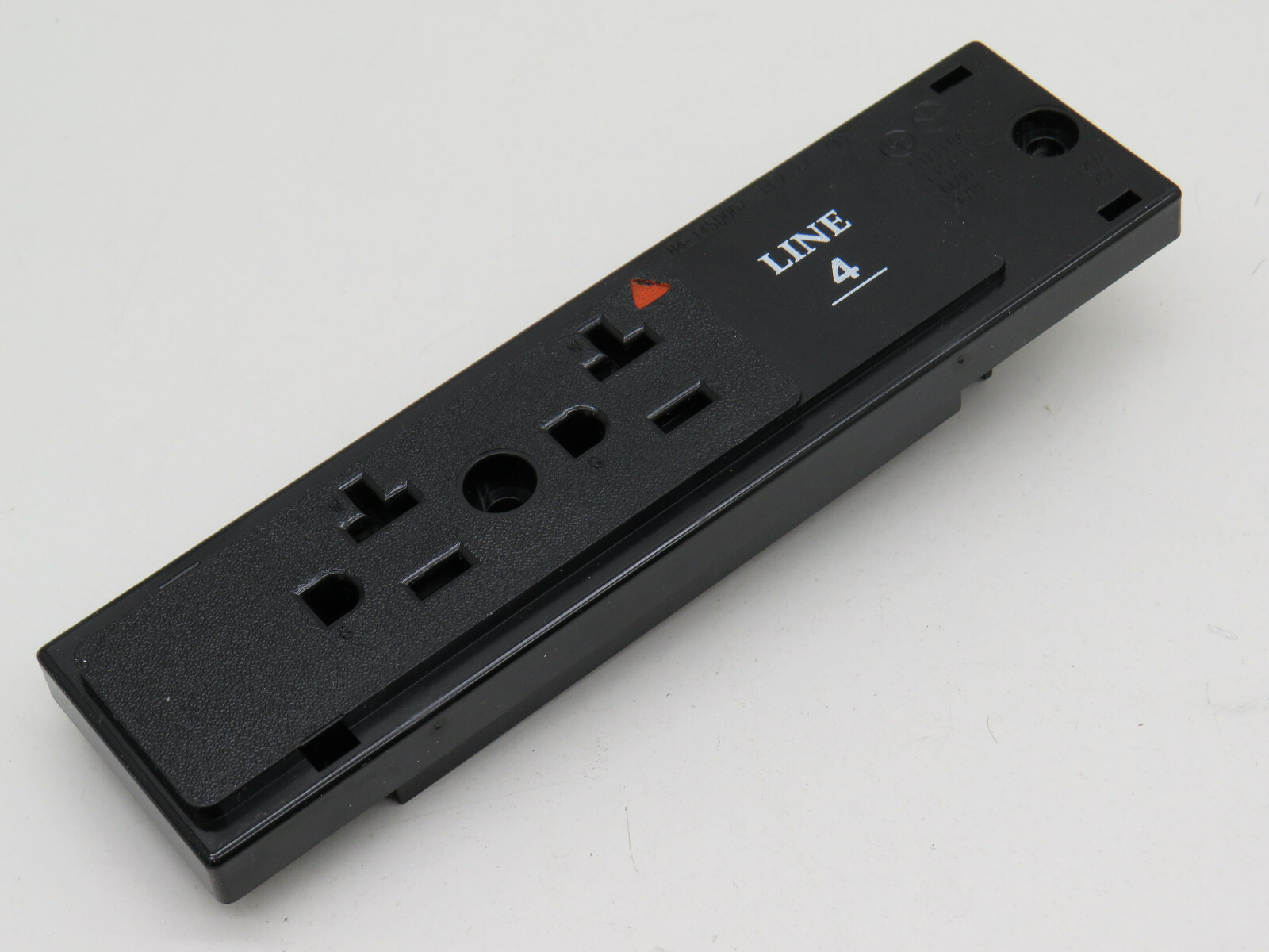 Steelcase 986834DA20S Black Duplex Receptacle 20-Amp 120V Line 4 ...