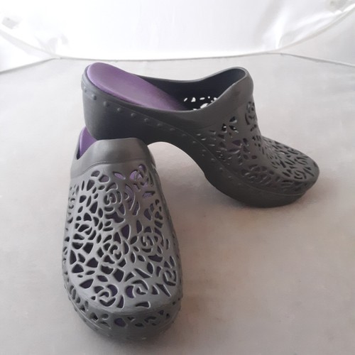 Dansko Pippa Floral Cut Silver Clogs 40 | eBay