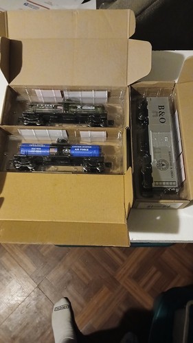 3 Diff Menards TRAIN CARS NEW IN PACKAGE AIR FORCE ARMY B&O | eBay