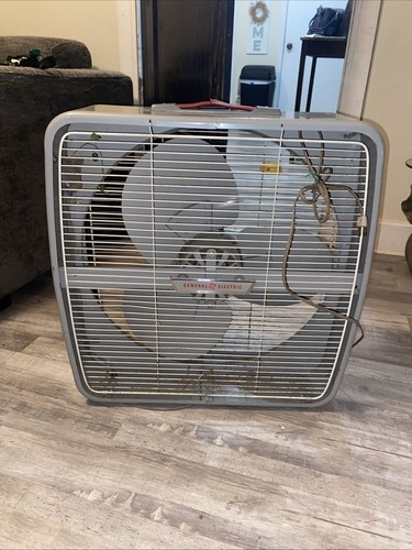 Vintage Gilbert Electric Box Fan Windstreamer Deluxe | eBay