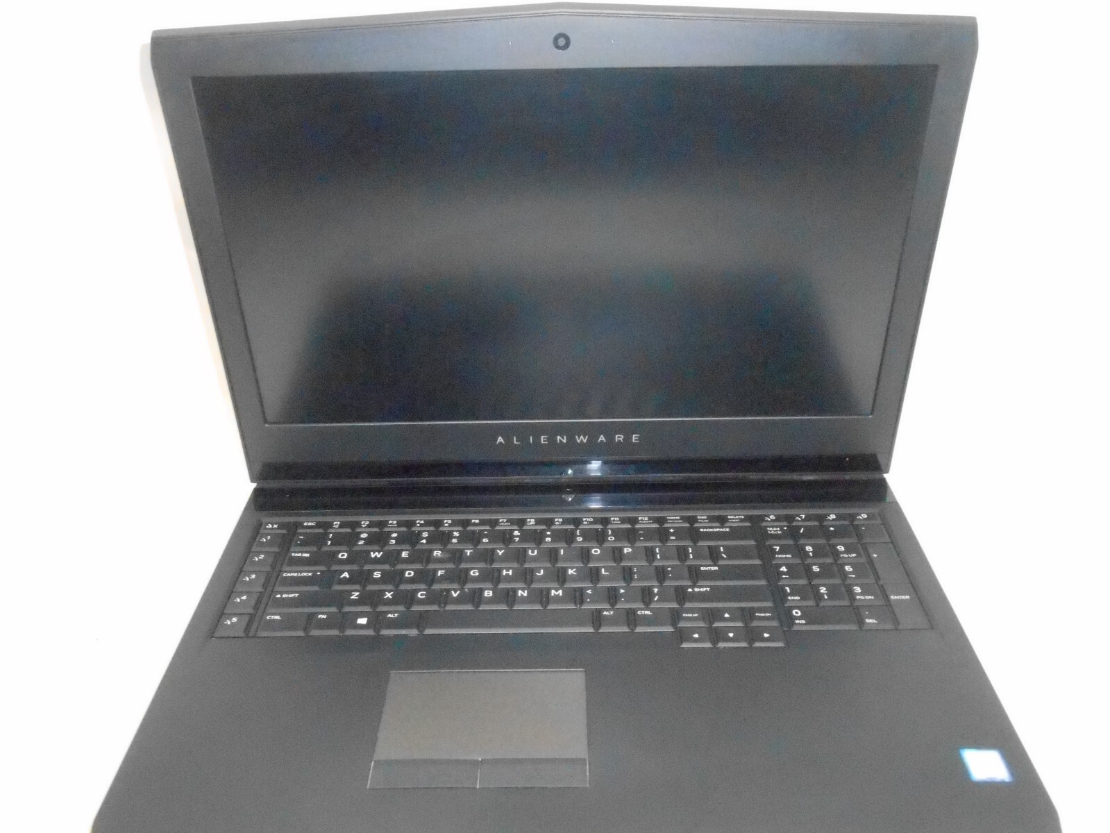 Alienware 17 R4 17.3" Laptop 2.9GHz i7 16GB RAM 250GB Win 10 Pro (Grade ...
