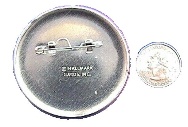 Hallmark BUTTON PIN Christmas Vintage MISTLETOE Slogan MOBILE Holiday ...