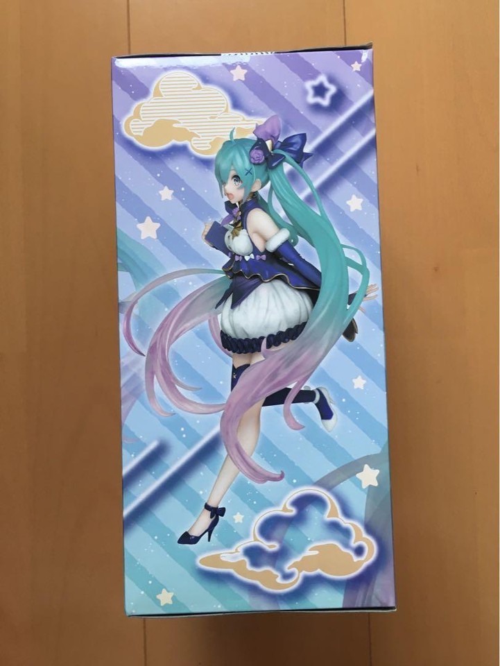 Hatsune Miku Figure Winter Version | eBay