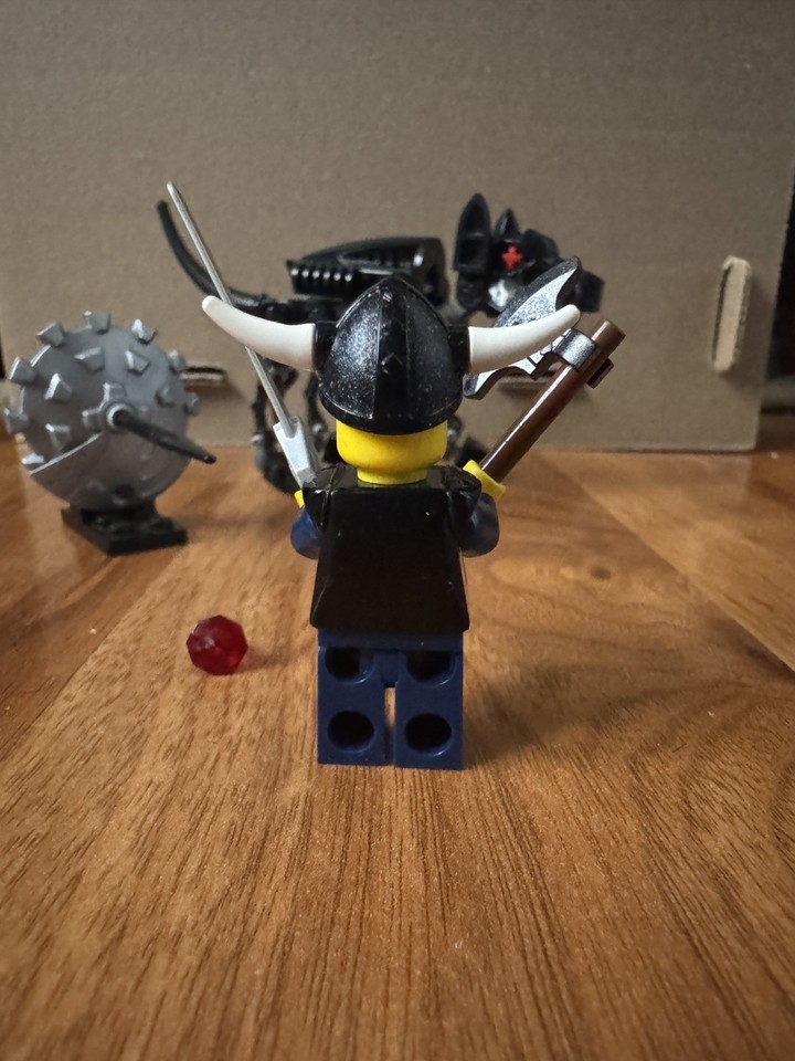 Lego Vikings Set 7015 Viking Warrior Challenges Fenris Wolf Complete ...