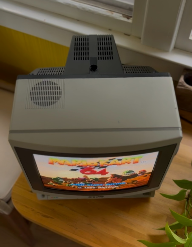 Sony Trinitron PVM-1380 13" Professional Video Monitor / Retro Video Gaming | eBay