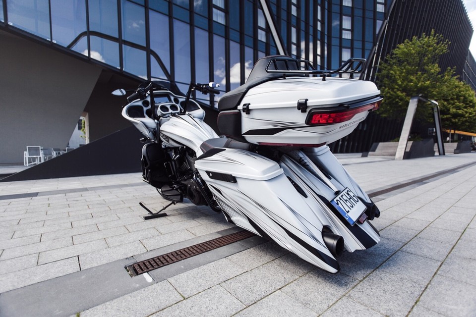 Stretched Fender And Saddlebags Magnus Set for Harley Davidson Touring ...