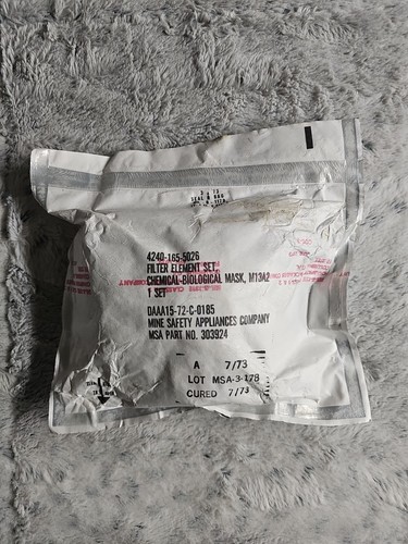 US Military Surplus M17 Gas Mask Filter set Vintage kit M13A2 Sealed ...