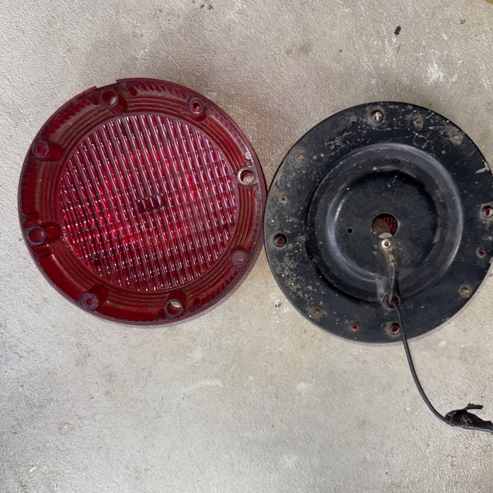 Weldon 1010 7" School Bus Brake Light Assembly Ans 1020 Lens Cover | eBay