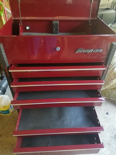 Snap on Toolbox - Locking - Rolling - Includes Snap On Tools Pictured ...