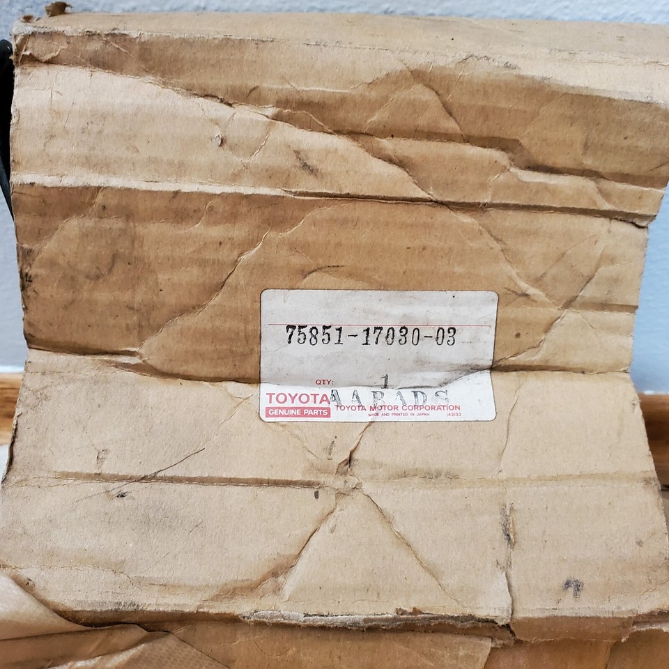 NOS Vintage 1985-87 Toyota MR2 Rocker Panel Moulding RH Super Silver ...