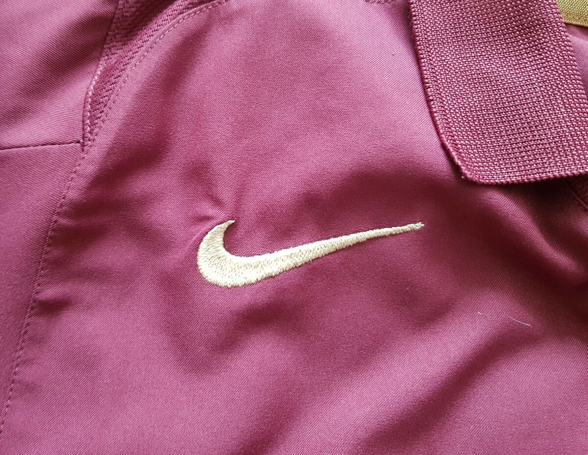 Arsenal 2005 - 2006 Home football Nike long sleeve jersey Arsenal 2005 - 2006 Home football Nike long sleeve jersey