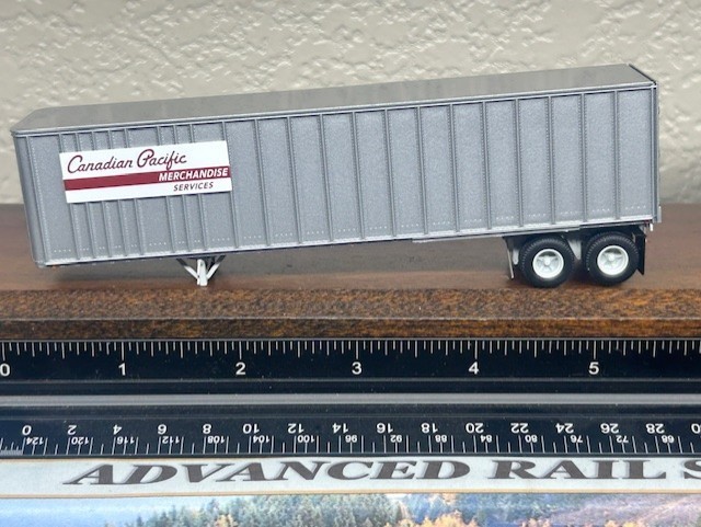 CANADIAN PACIFIC - PAIR of TWO 40ft DRY VAN EXTERIOR POST TRAILERS HO ...