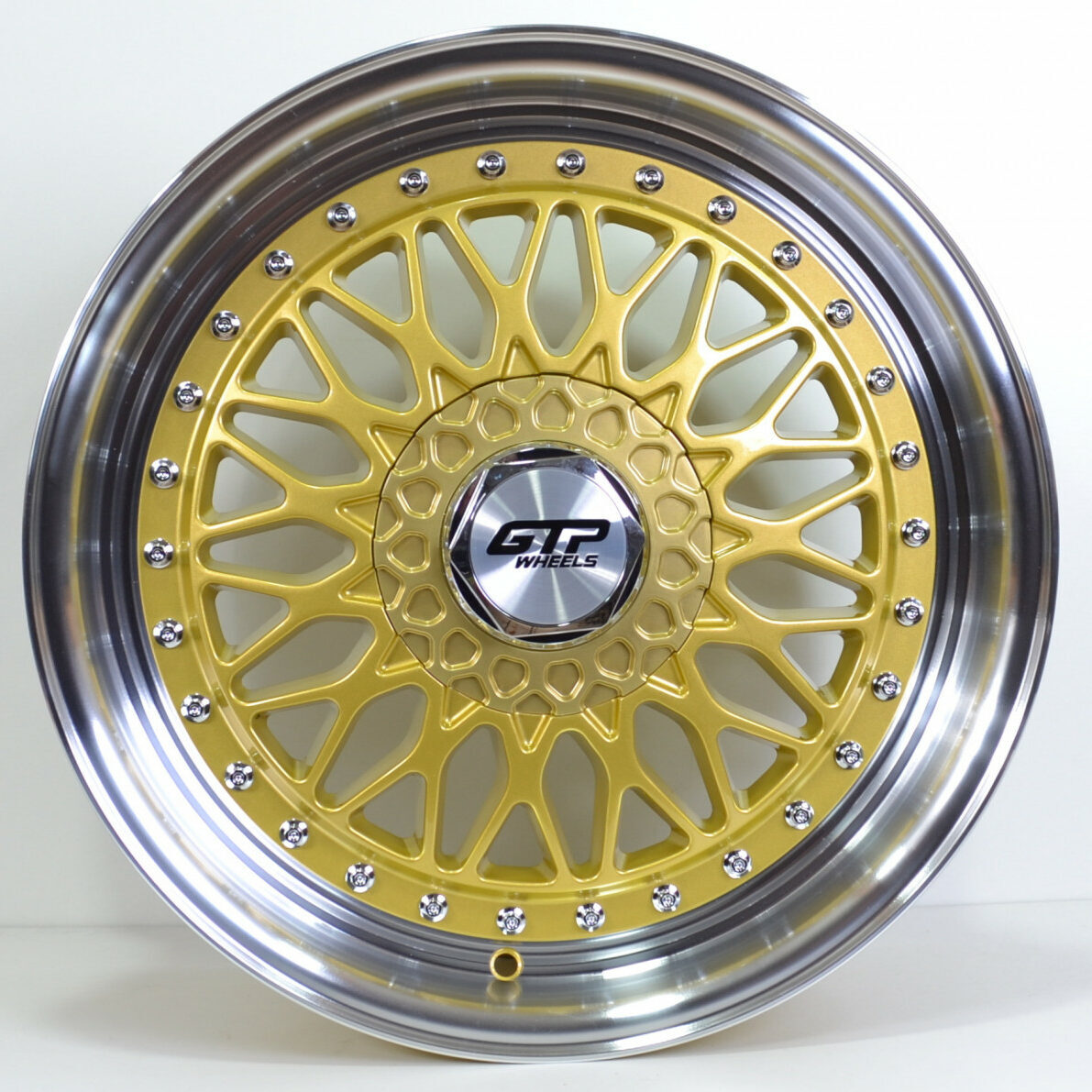 4x GTP WHEELS 072 FLOW FORMING 7,5x17" 4x100/108 ET35 73.1 Gold poliert ...