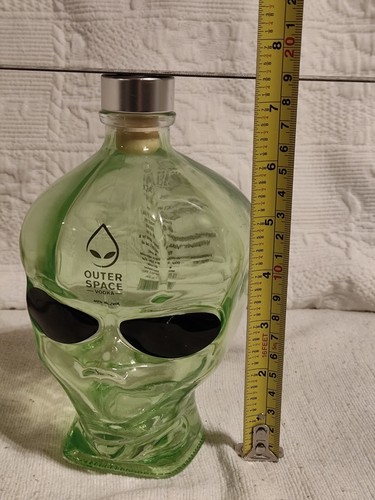Empty Outer Space Vodka Alien Head Green Glass Bottle Empty 750 ml. 7.5 ...