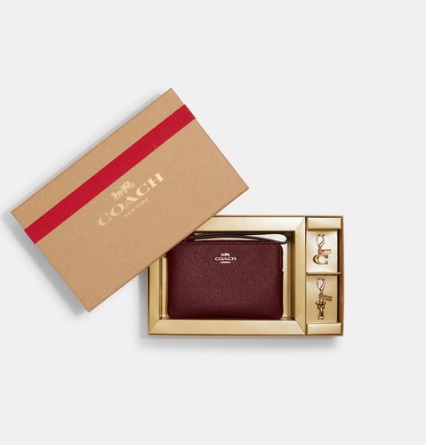 NEW Coach Boxed Corner Zip Wristlet in Signature Leather with Charm Set ...