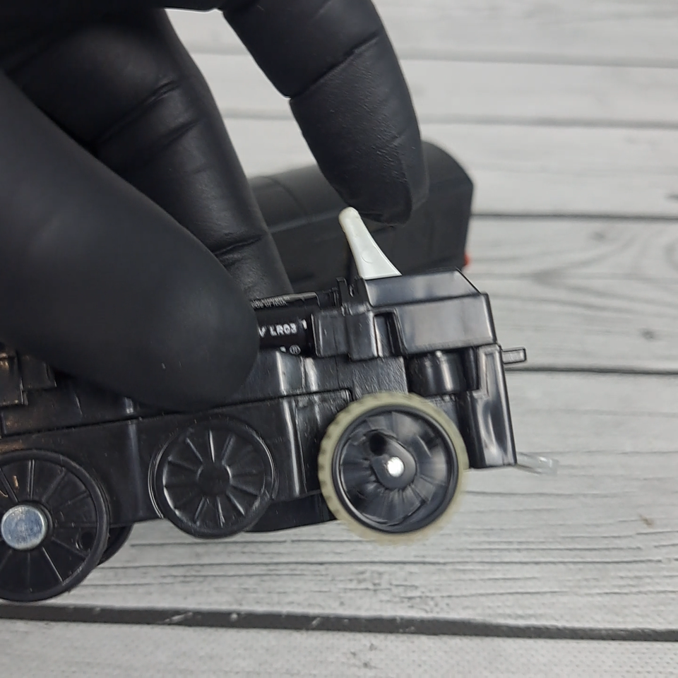 Thomas Trackmaster Diesel Motorized Locomotive 2013 Mattel Train Engine ...