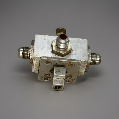 Cessna 172 Fuel Selector Valve 0513120-5 (As Removed C-172) | eBay