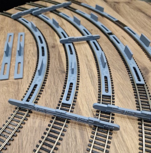 OO/HO Gauge Mega Pack of Track Radius Template and Spacers set for ...