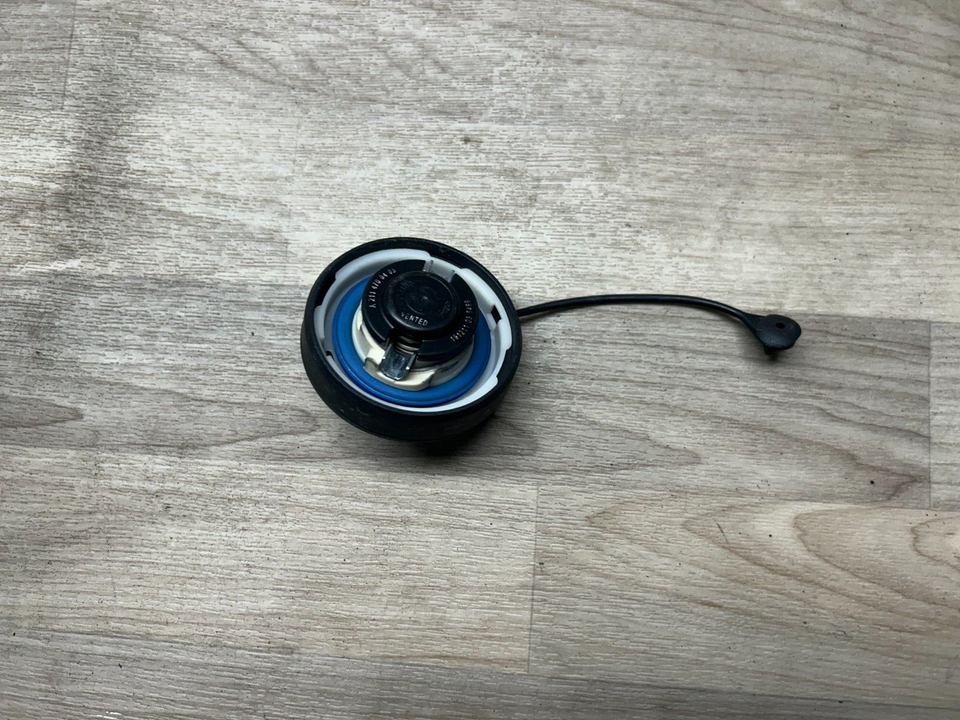 MERCEDES BENZ E550 S550 SL550 C350 GLA OEM 10-18 FUEL GAS CAP TANK ...