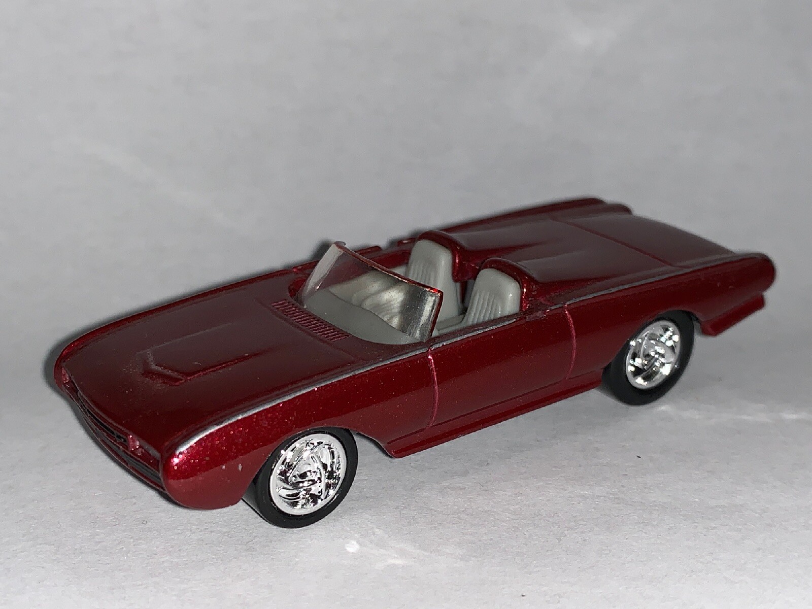 Johnny Lightning BAD BIRD 1961 FORD THUNDERBIRD 1/64 Diecast Car Red 1: ...
