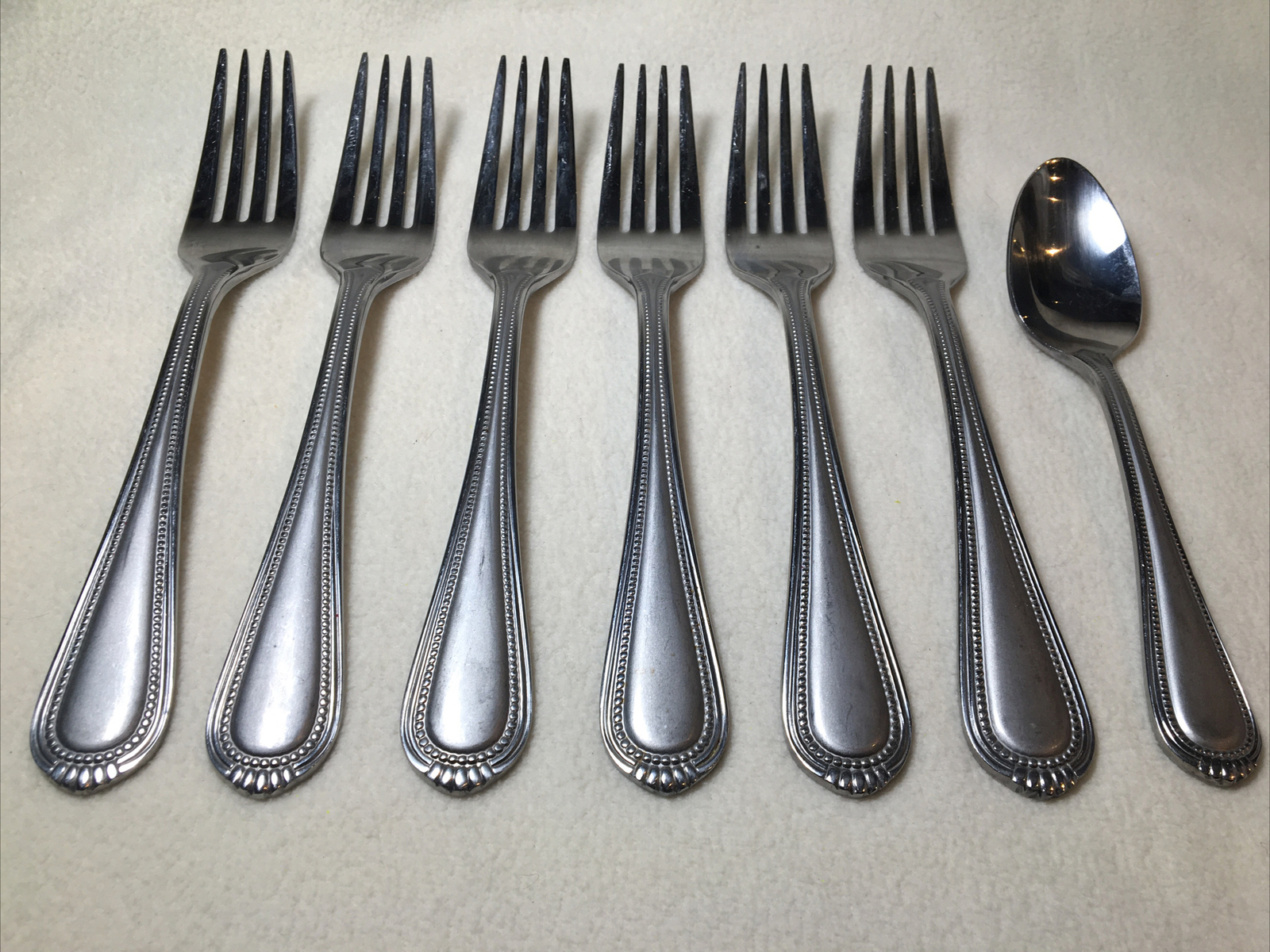 6 Oneida Countess Beaded Stainless Steel Satin Dinner Forks & 1 ...