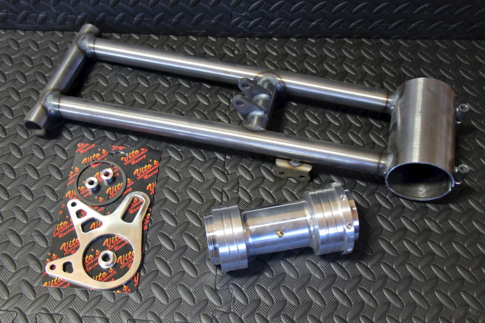 TYSON RACING Banshee swingarm round extended chromoly bearing carrier ...