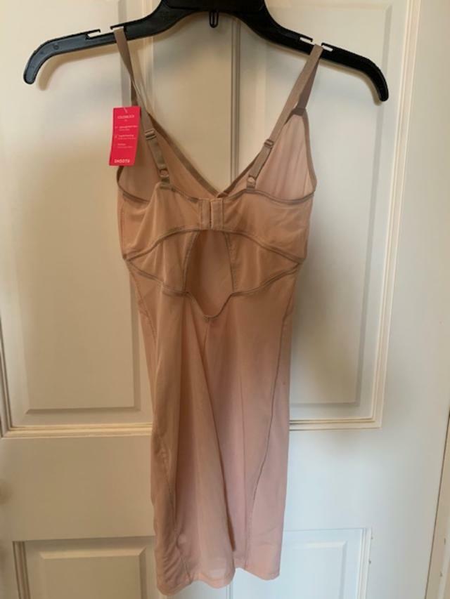 NWT SPANX Colorblock Slip FS2515 SIZE S | eBay