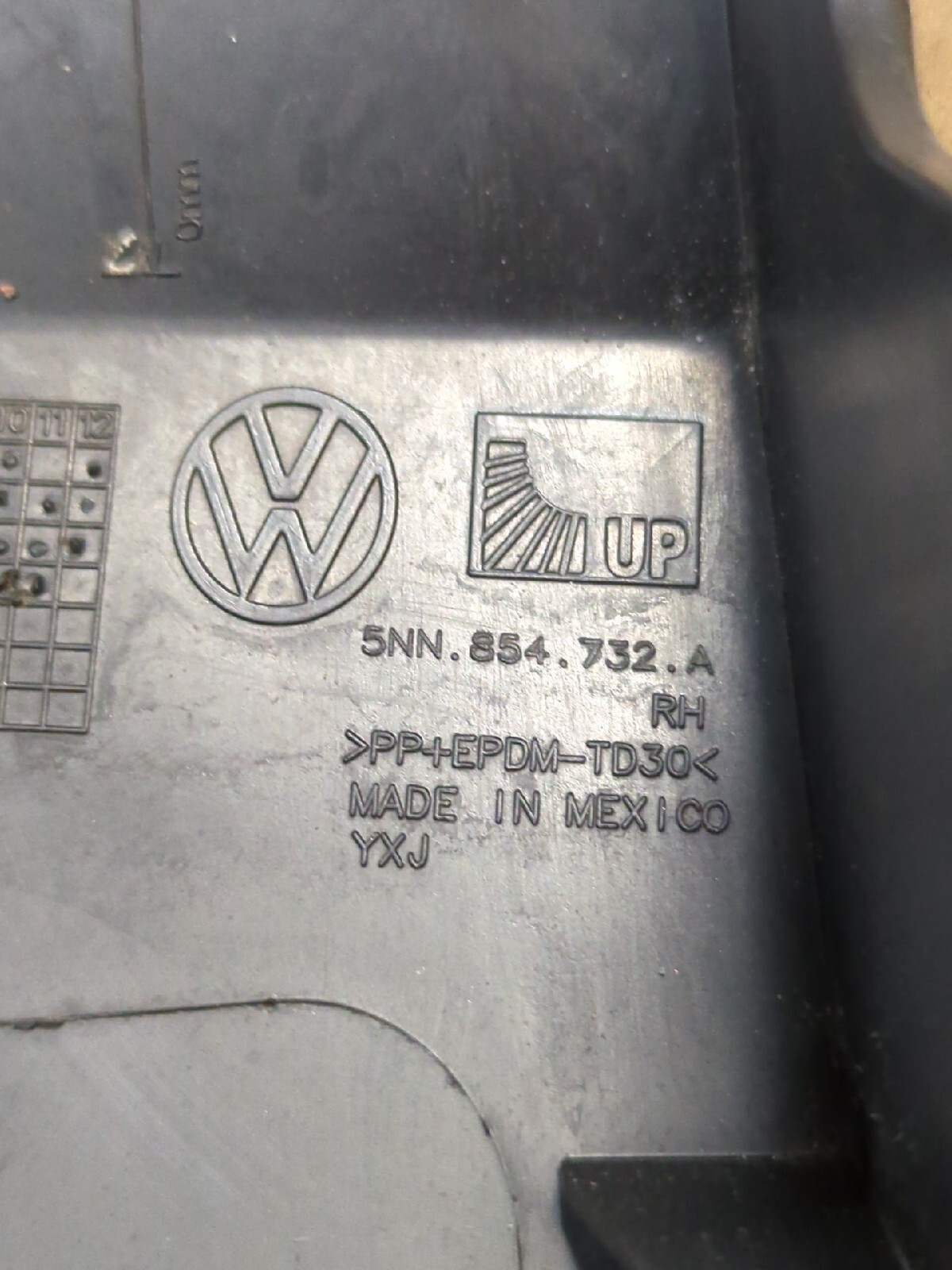 2018-2021 Volkswagen Tiguan Wheel Arch Modling 5NN-854-732-A-9B9 OEM | eBay