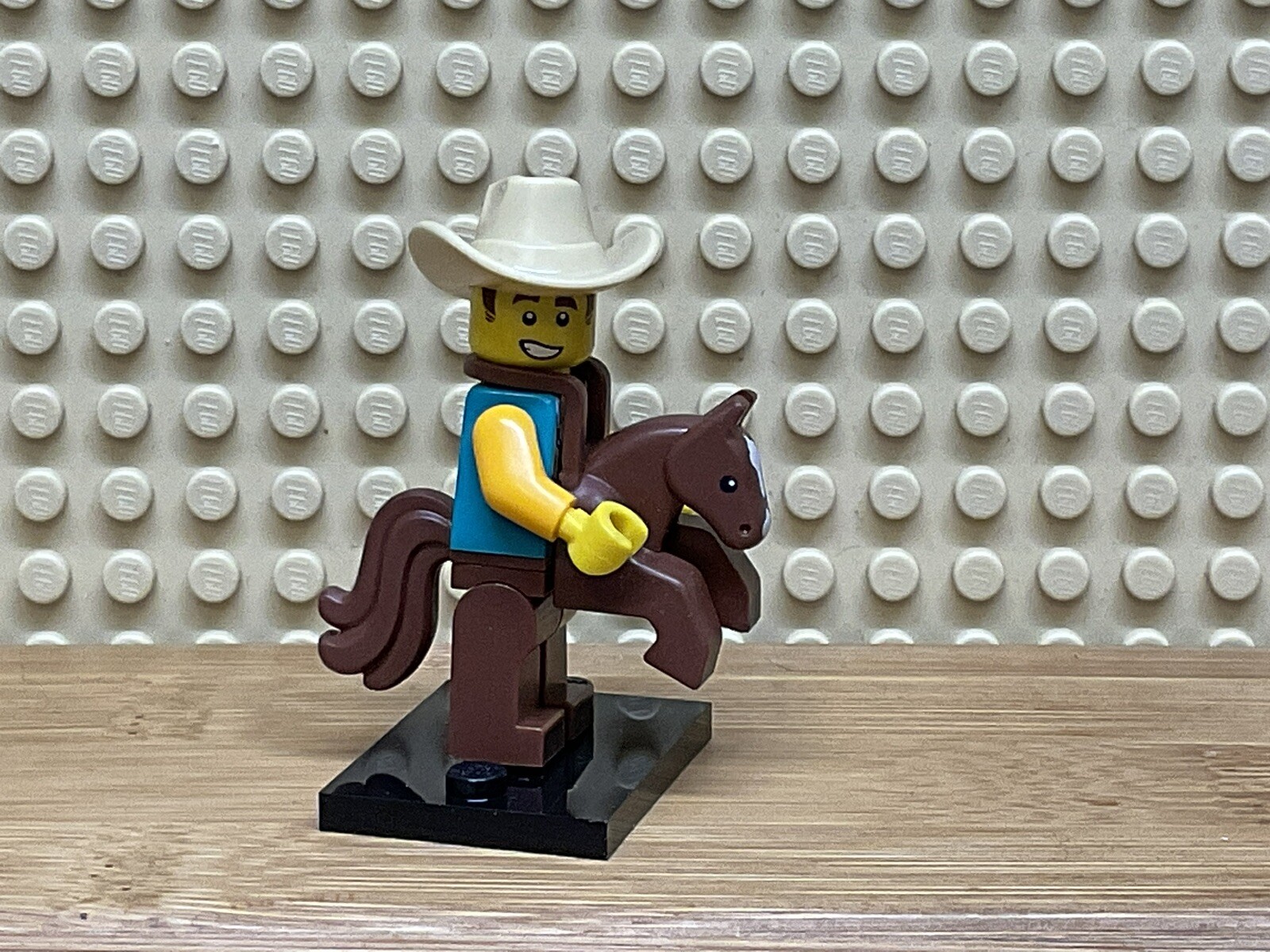 Lego Cowboy Costume Guy Minifigures Series #18 71021 | eBay