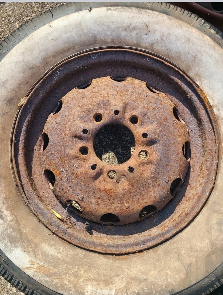 1936 1937 Cord 810 812 Wheels No Cracks, Rusted Hub Cap Ring | eBay