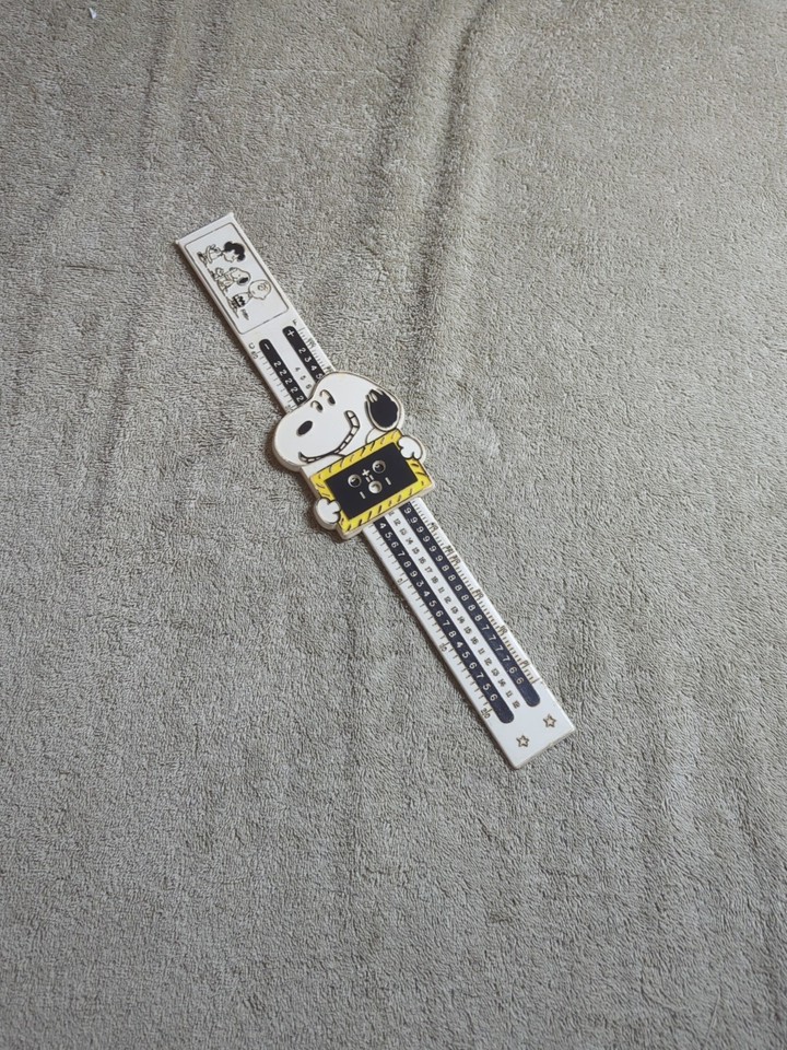 Vintage Snoopy Peanuts Plastic Slide Ruler Add Subtract Multiply Divide ...