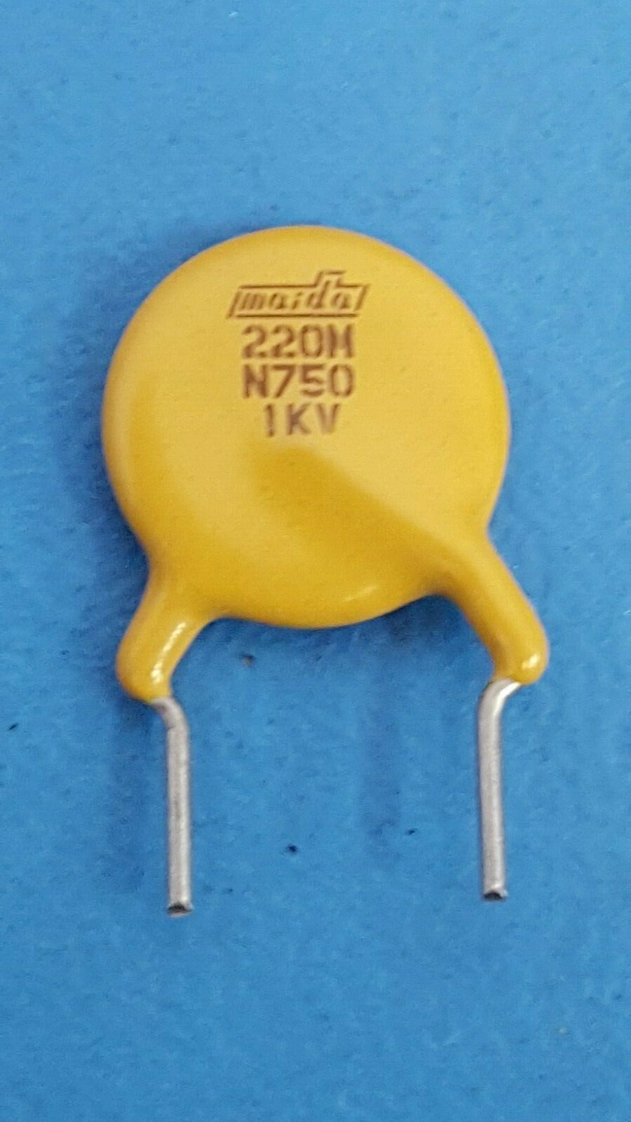 Ceramic Disc Capacitor, 0.22nF, 220pF, 1000V, 1KV, Radial, Maida, 100 ...