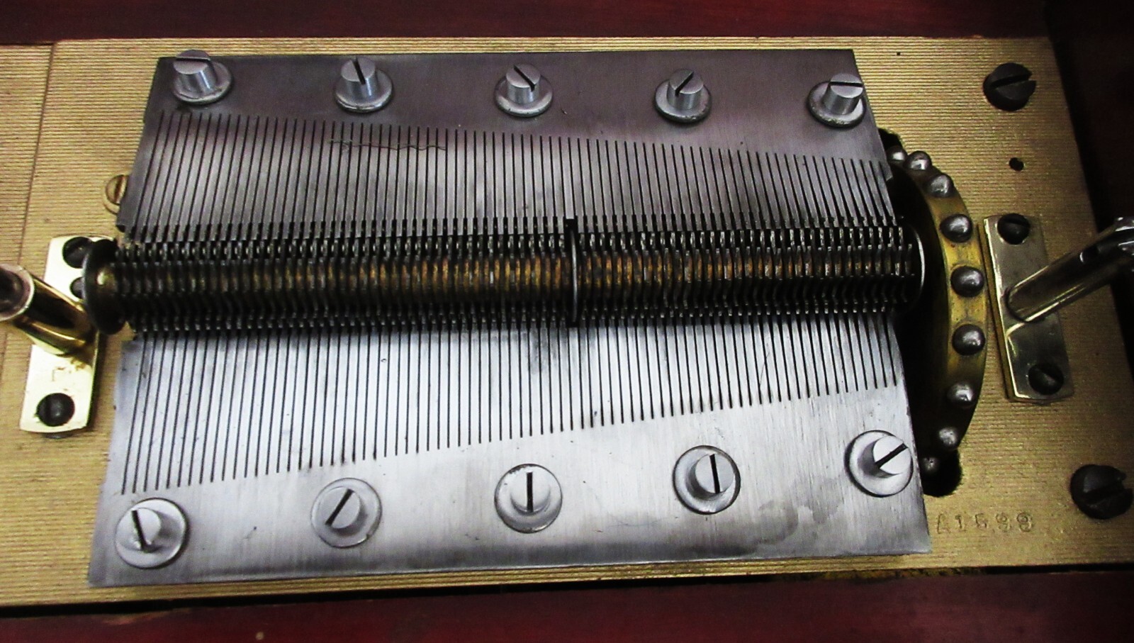 Regina Music Box Mahogany Deluxe Cabinet 5c Coin Operated | eBay