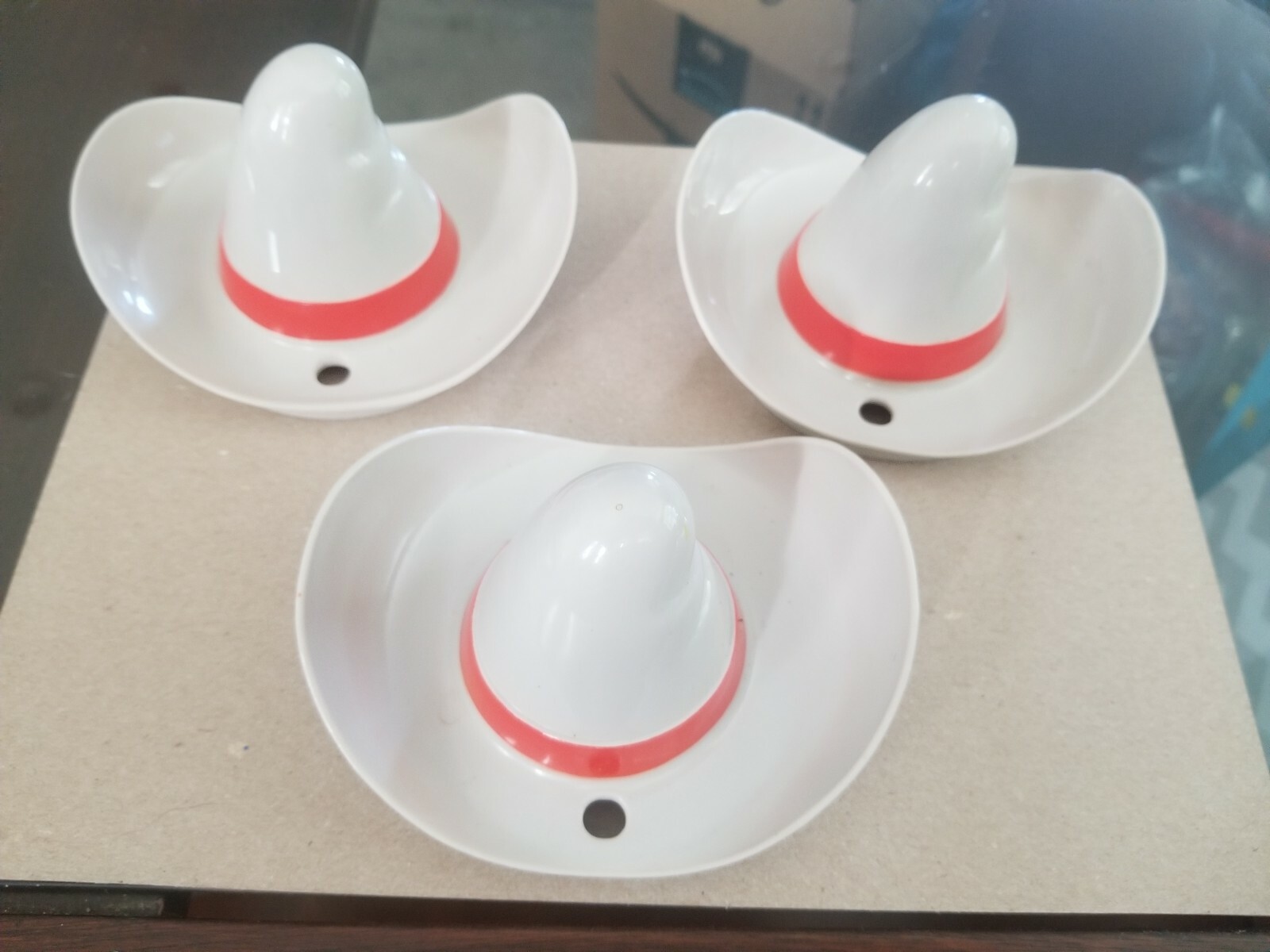 PIZZA HUT (3) Fievel Goes West Cowboy Hat Cup Toppers 1991 VINTAGE ...