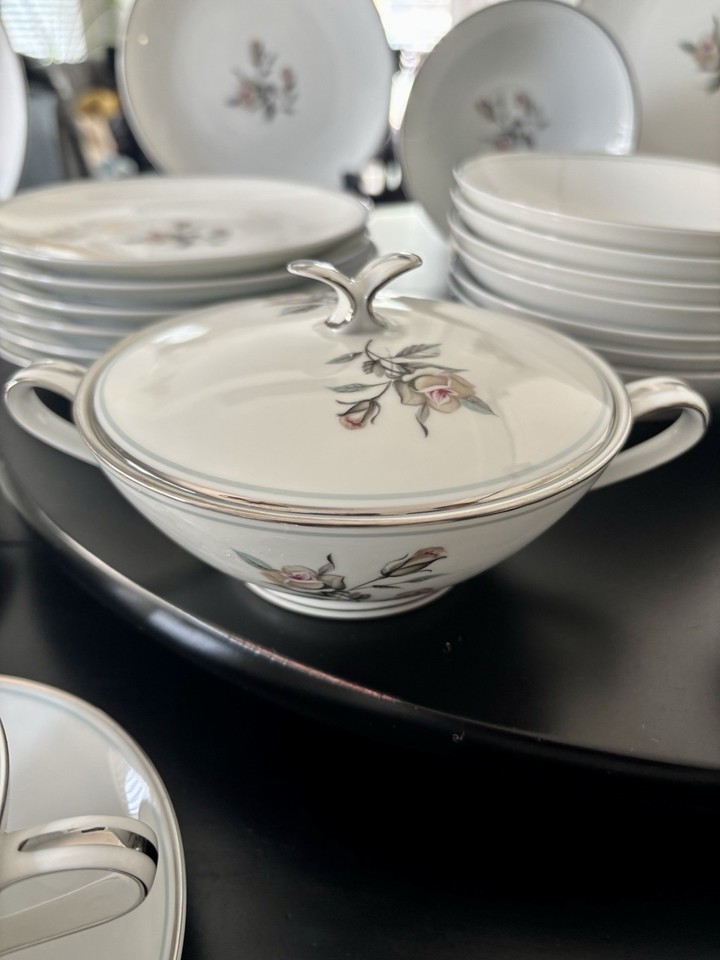 Vintage Noritake Margot 52 Piece 5605 Fine China Set Made In Japan | eBay