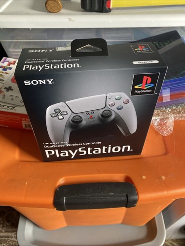 Sony DualSense Wireless Controller 30th Anniversary Limited Edition ...