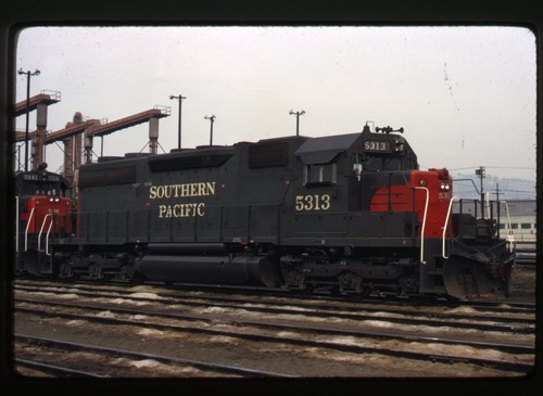 1969 Southern Pacific SP EMD SD39 Locomotive #5313 - Orig 35mm Railroad ...