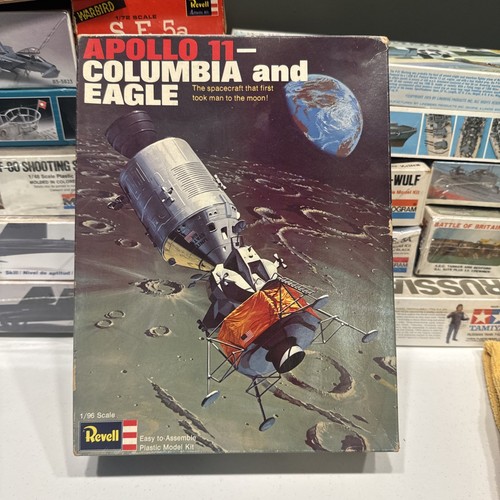 VINTAGE 1975 Revell Apollo 11-Columbia and Eagle Model Kit | eBay